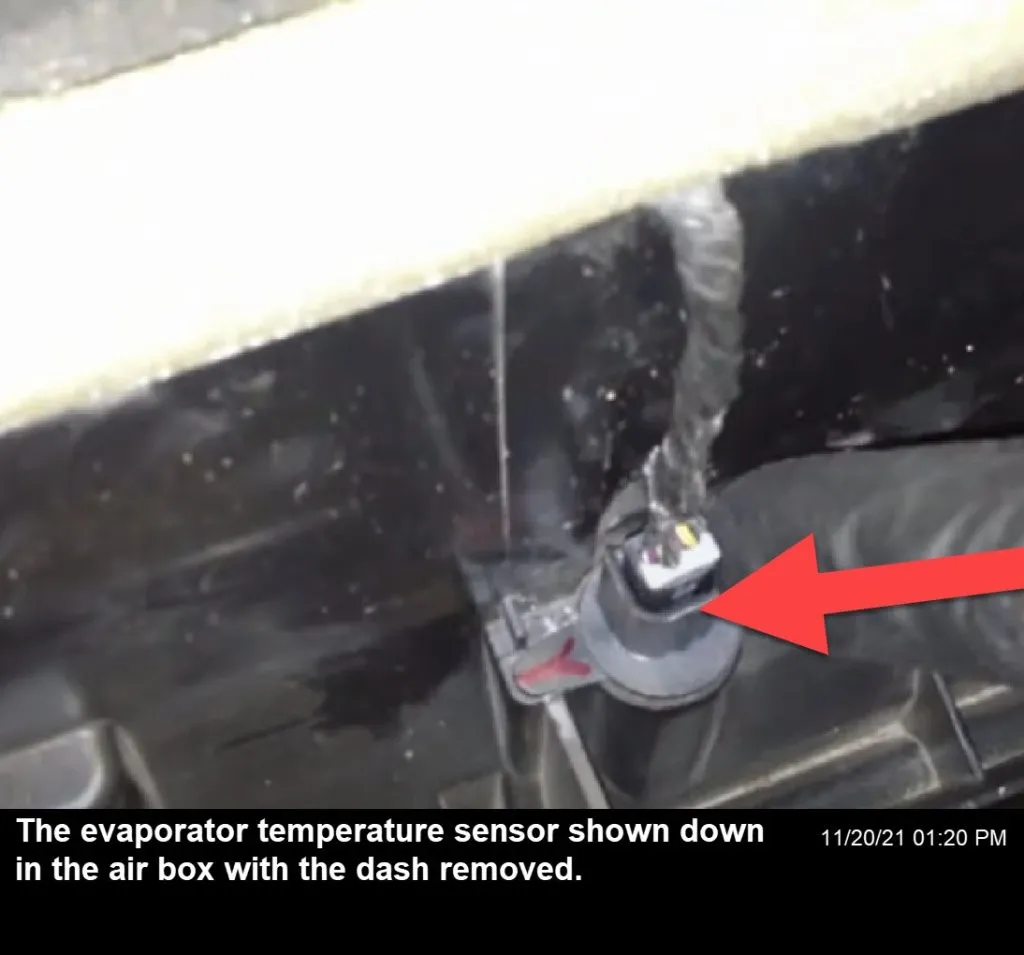 Hey, Why Does My Car's AC Sometimes Work And Sometimes Don't? | AutoTechIQ